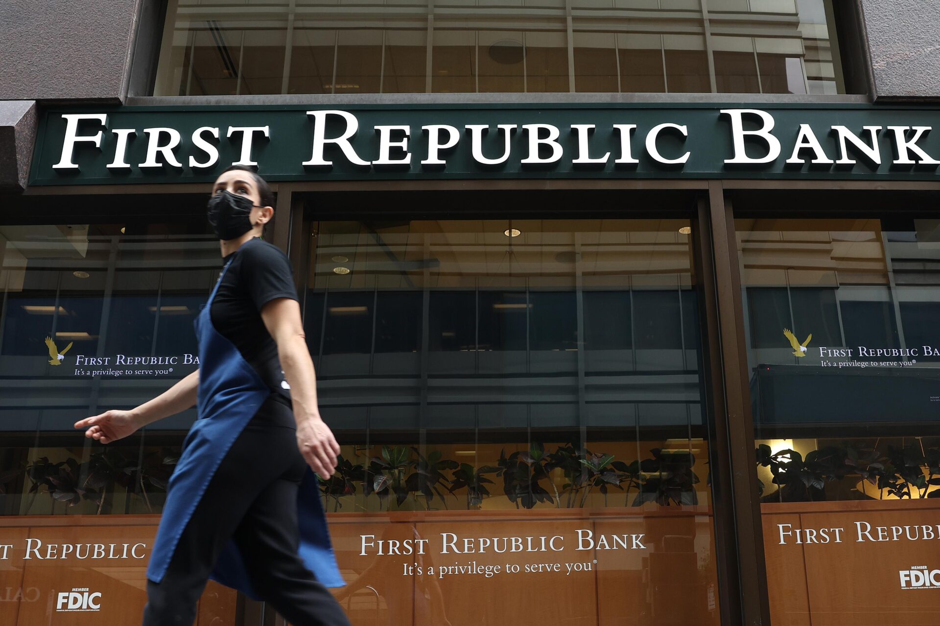 First Republic obtains over $27 billion rescue money from big banks ...